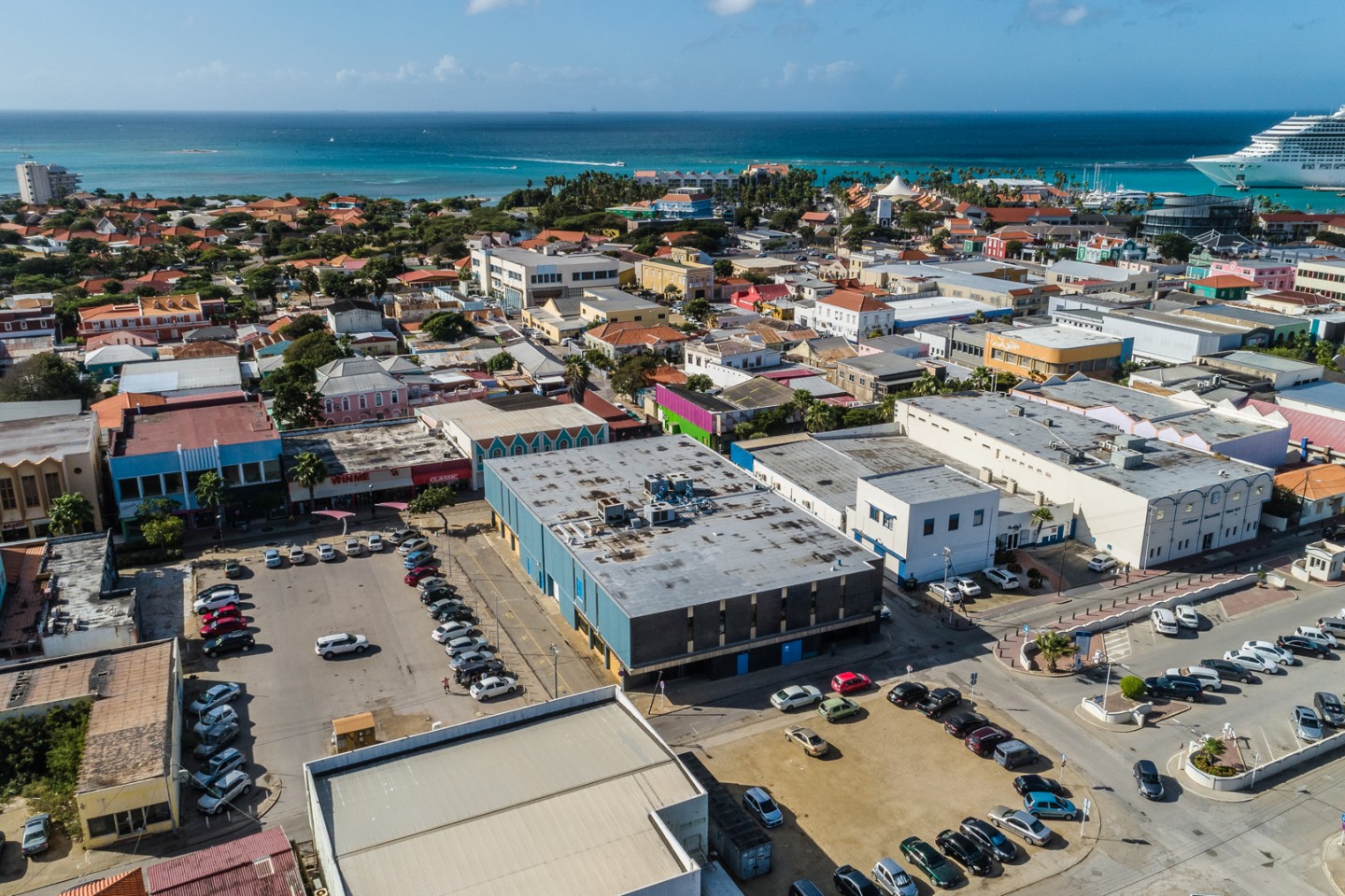 Commercial Building & Offices For Rent - Commercial for Rent - RE/MAX Aruba